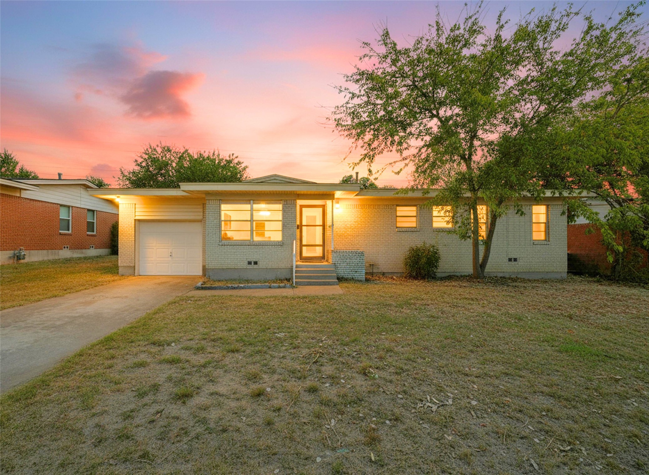 3509 Fortner Way, Fort Worth, TX 76116 | MLS 21088453| Realty Texas