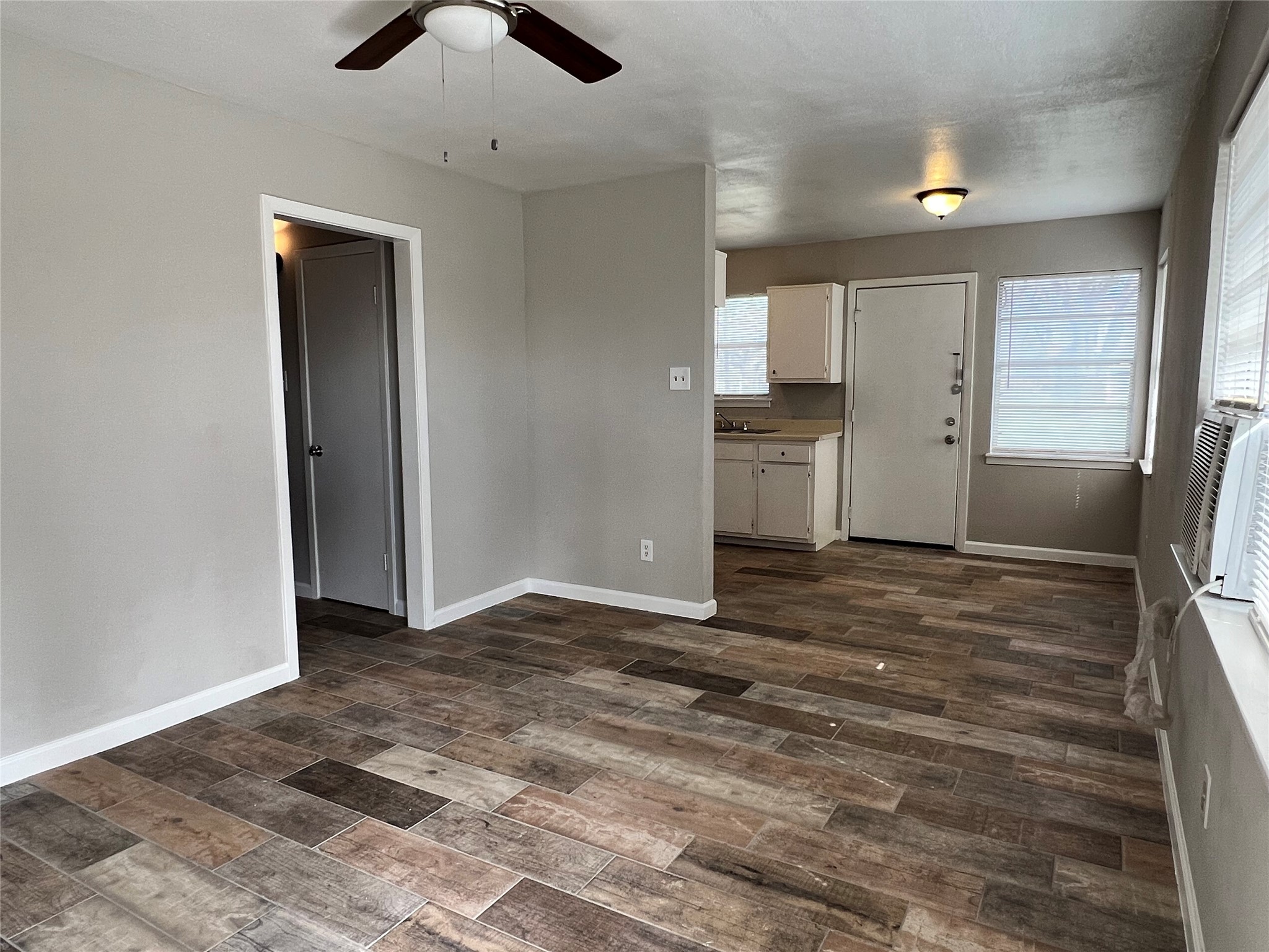 8713 Peachtree Street 1, Houston, TX 77016 | MLS 50668410| Realty Texas