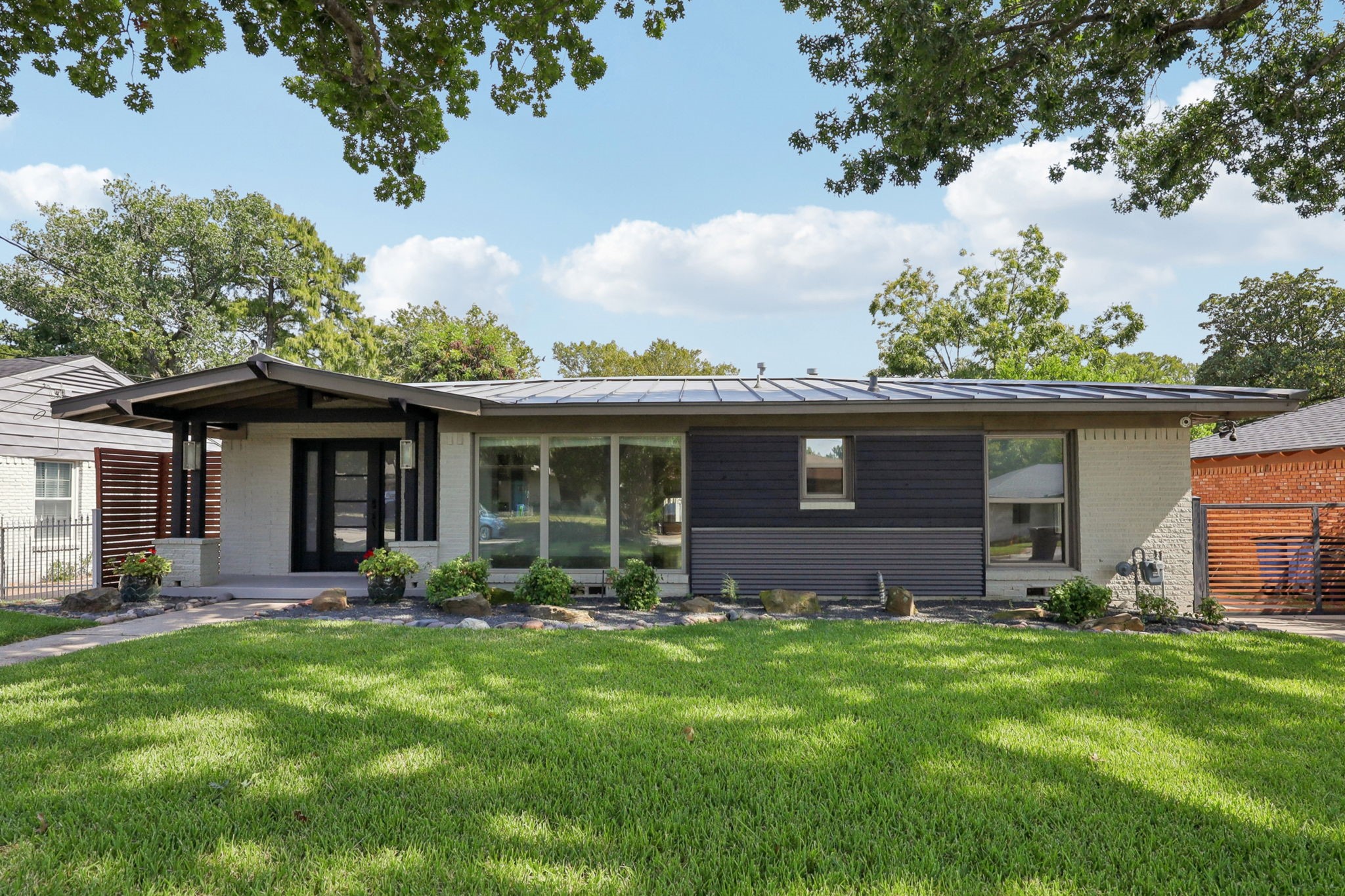 9918 Coldwater Circle, Dallas, TX 75228 | MLS 21120026| Realty Texas