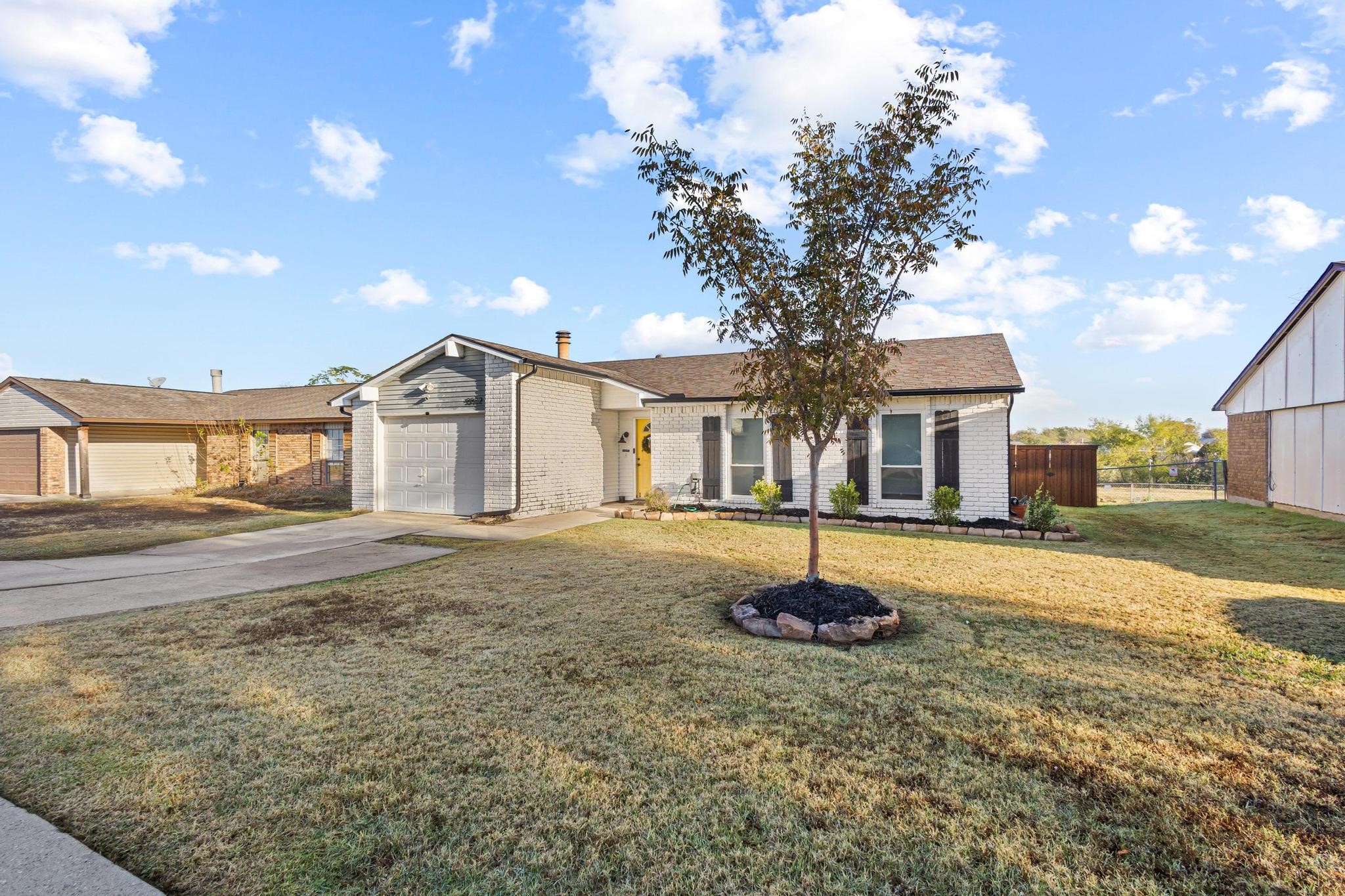 5552 Russell Drive, The Colony, TX 75056 | MLS 21121871| Realty Texas