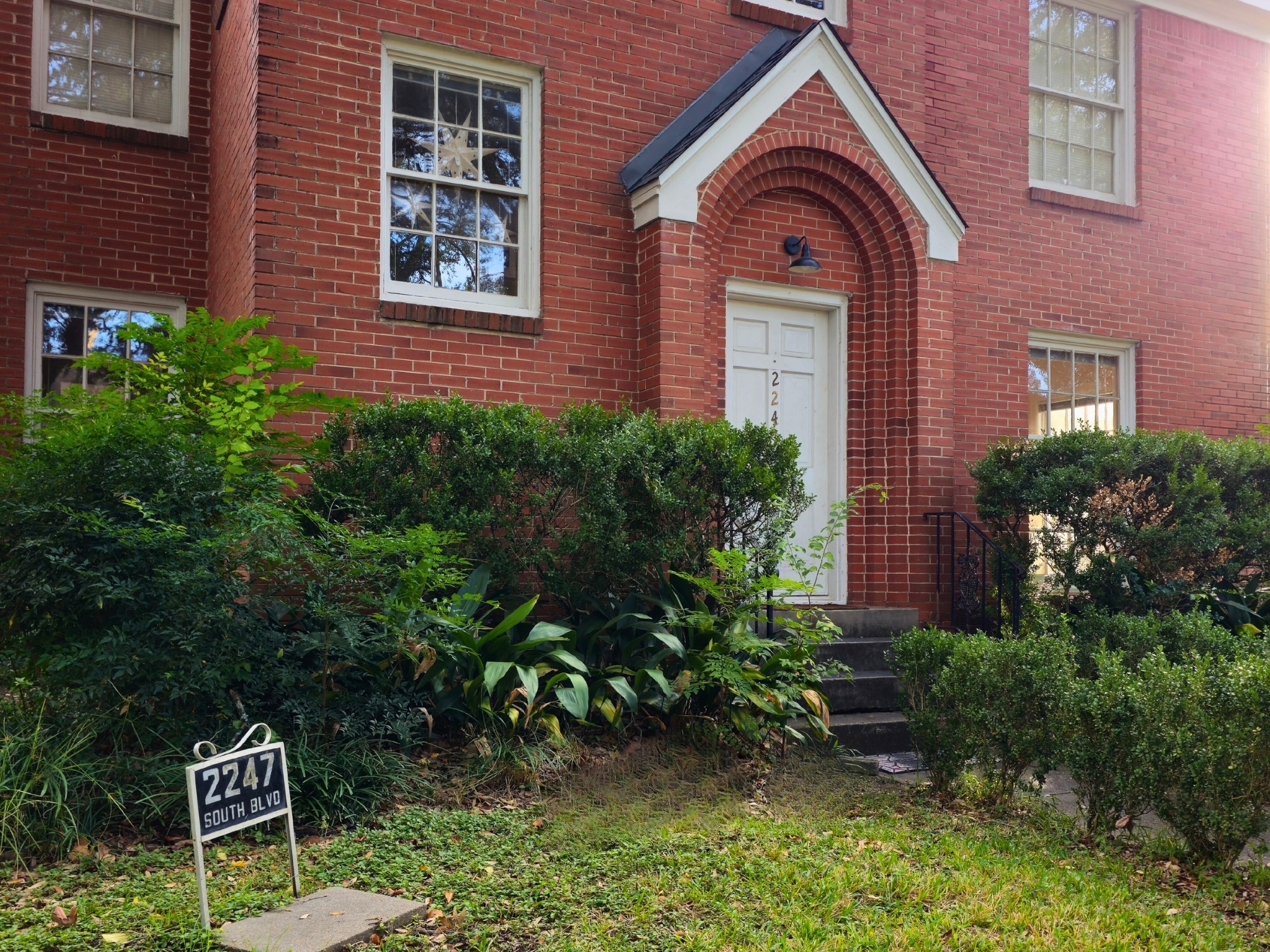 2247 South Boulevard 1, Houston, TX 77098 | MLS 87530769| Realty Texas