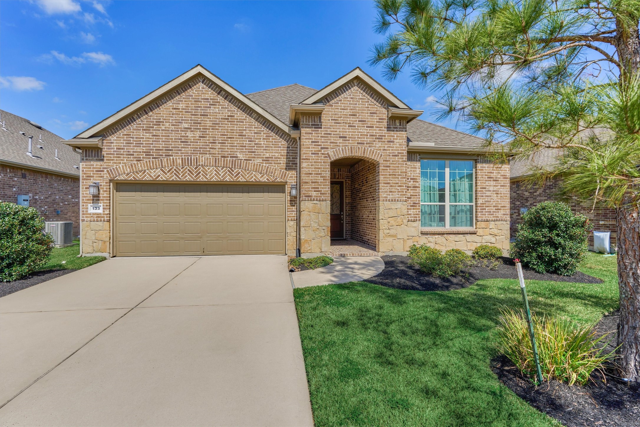 132 Chestnut Bay, Spring, TX 77382 | MLS 33118173| Realty Texas